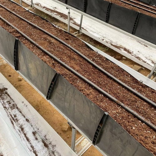 Plastic Drainage Gutter and Spacer 6*28*6 mm with Brace,Cord.PP ...